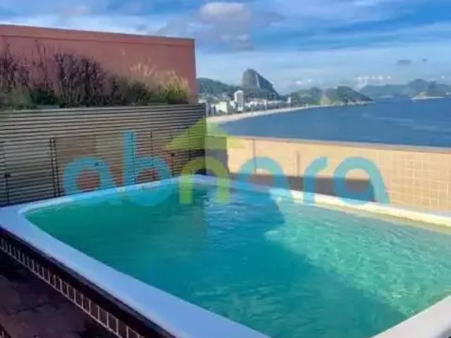 Apartamento para Venda em Rio de Janeiro/RJ Copacabana 5 Quartos