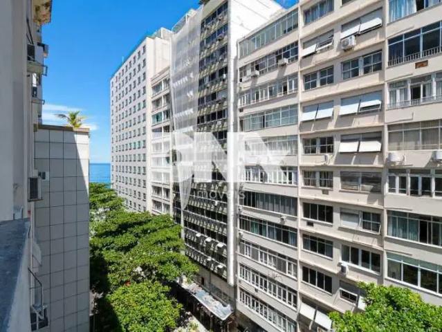 Apartamento para Venda em Rio de Janeiro/RJ Copacabana 5 Quartos