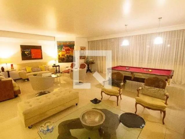 Apartamento para Venda em Rio de Janeiro/RJ Copacabana 5 Quartos