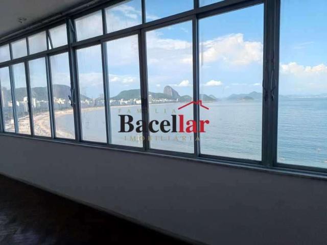 Apartamento para Venda em Rio de Janeiro/RJ Copacabana 5 Quartos