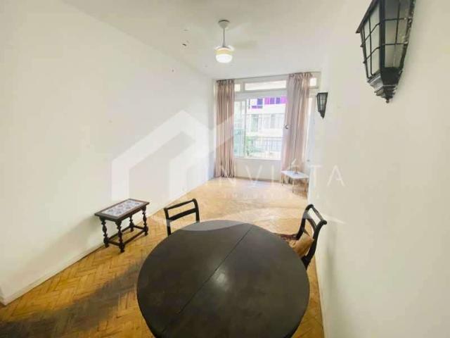 Apartamento para Venda em Rio de Janeiro/RJ Copacabana 5 Quartos