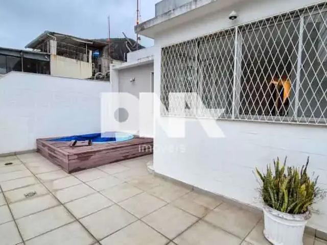 Apartamento para Venda em Rio de Janeiro/RJ Copacabana 5 Quartos