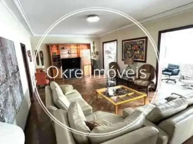 Apartamento para Venda em Rio de Janeiro/RJ Copacabana 7 Quartos