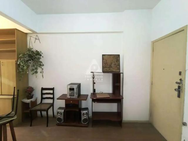 Apartamento para Venda em Rio de Janeiro/RJ Copacabana 1 Quartos