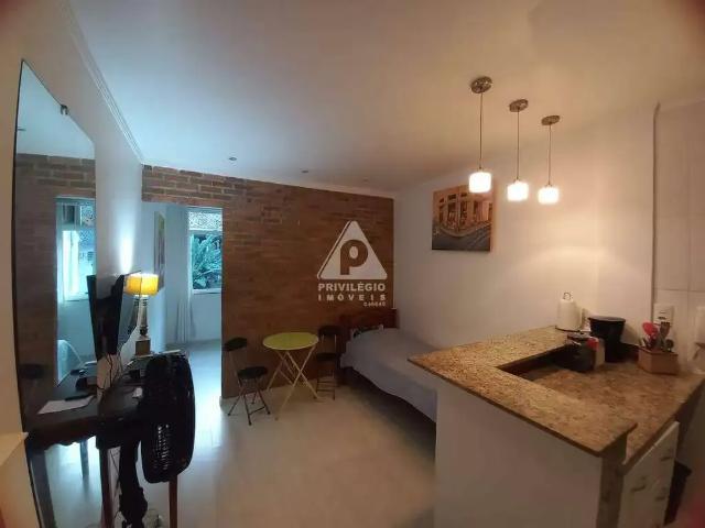 Apartamento para Venda em Rio de Janeiro/RJ Copacabana 1 Quartos