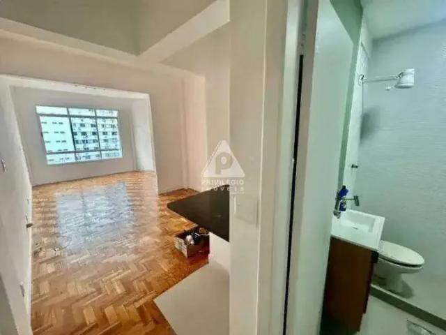 Apartamento para Venda em Rio de Janeiro/RJ Copacabana 1 Quartos