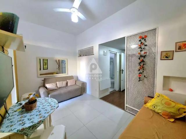 Apartamento para Venda em Rio de Janeiro/RJ Copacabana 1 Quartos