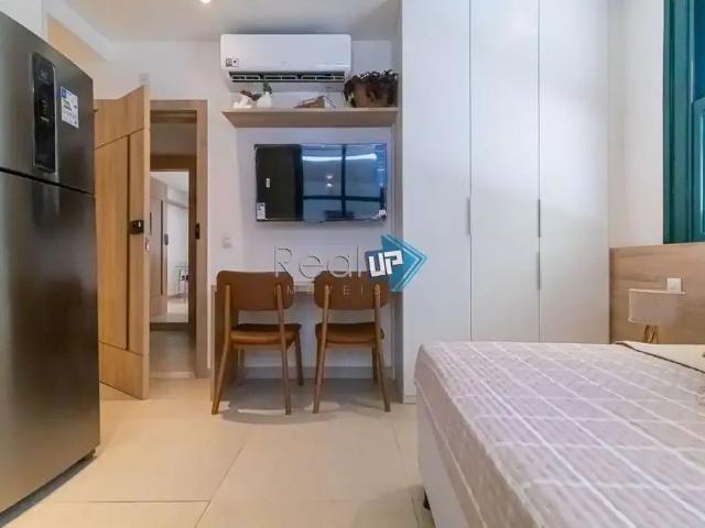 Apartamento para Venda em Rio de Janeiro/RJ Copacabana 1 Quartos