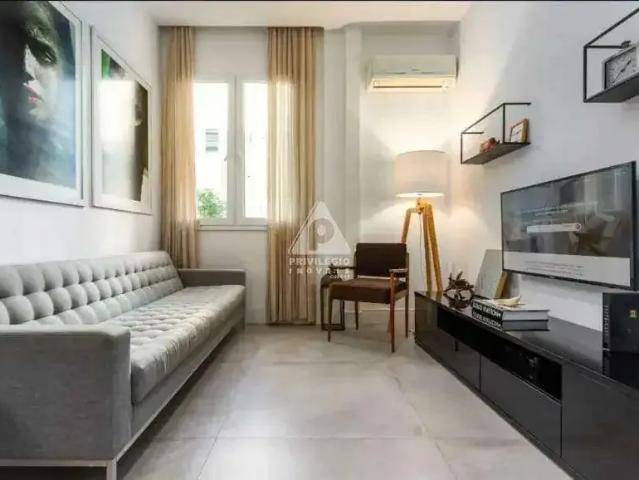 Apartamento para Venda em Rio de Janeiro/RJ Copacabana 1 Quartos