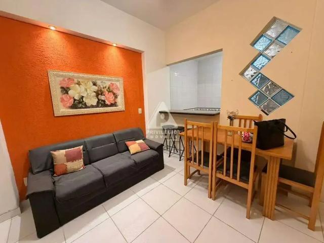 Apartamento para Venda em Rio de Janeiro/RJ Copacabana 1 Quartos