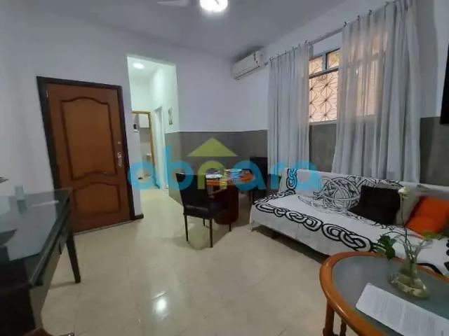 Apartamento para Venda em Rio de Janeiro/RJ Copacabana 1 Quartos