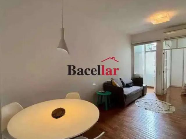 Apartamento para Venda em Rio de Janeiro/RJ Copacabana 1 Quartos