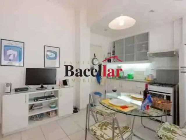 Apartamento para Venda em Rio de Janeiro/RJ Copacabana 1 Quartos