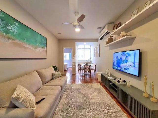 Apartamento para Venda em Rio de Janeiro/RJ Copacabana 2 Quartos