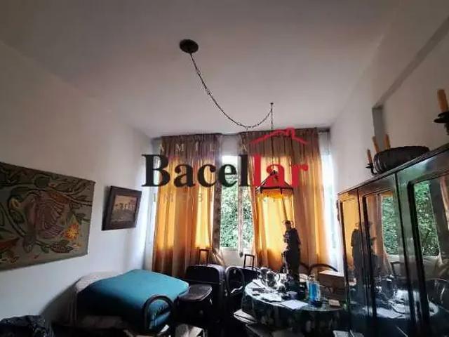 Apartamento para Venda em Rio de Janeiro/RJ Copacabana 2 Quartos