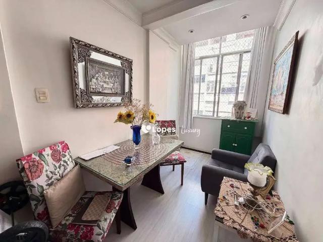 Apartamento para Venda em Rio de Janeiro/RJ Copacabana 2 Quartos