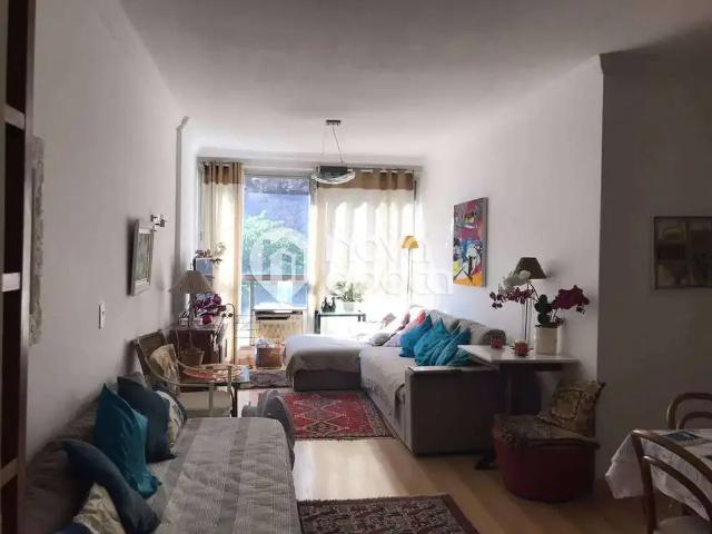 Apartamento para Venda em Rio de Janeiro/RJ Copacabana 2 Quartos