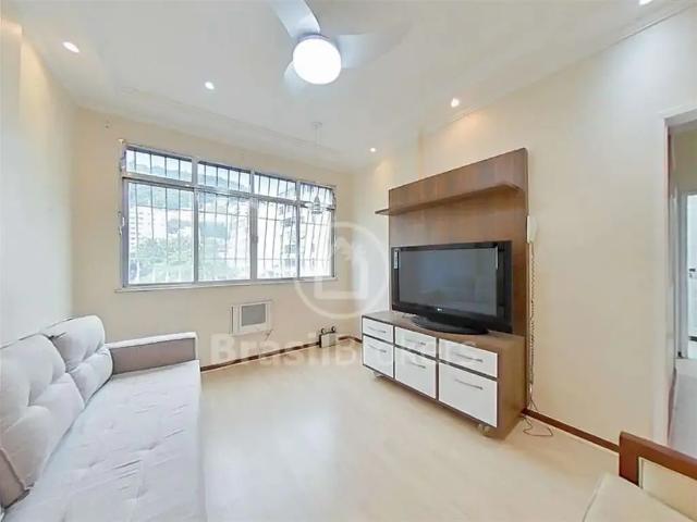 Apartamento para Venda em Rio de Janeiro/RJ Copacabana 2 Quartos