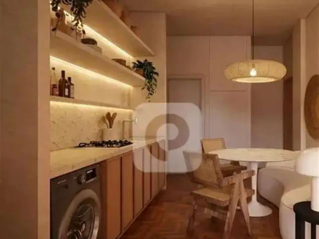 Apartamento para Venda em Rio de Janeiro/RJ Copacabana 2 Quartos