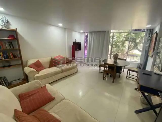 Apartamento para Venda em Rio de Janeiro/RJ Copacabana 2 Quartos