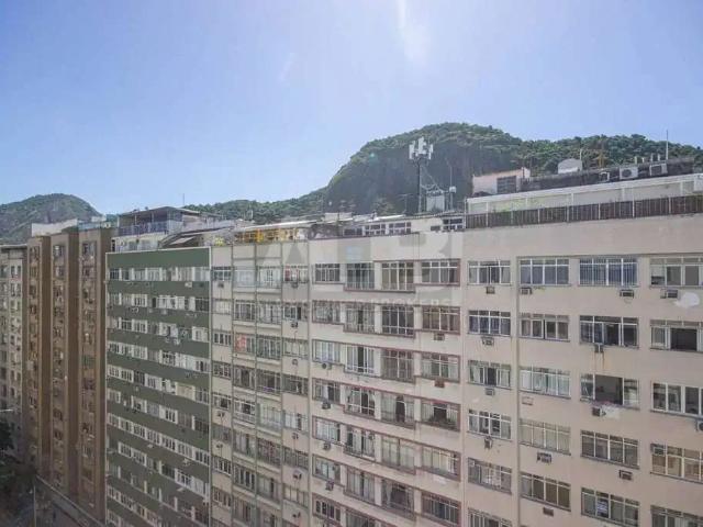 Apartamento para Venda em Rio de Janeiro/RJ Copacabana 2 Quartos
