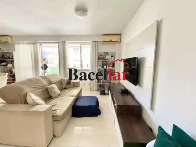 Apartamento para Venda em Rio de Janeiro/RJ Copacabana 2 Quartos