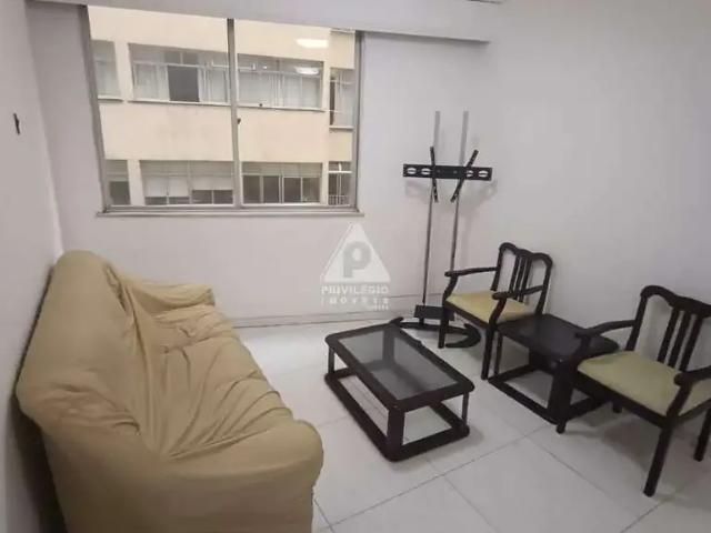 Apartamento para Venda em Rio de Janeiro/RJ Copacabana 2 Quartos