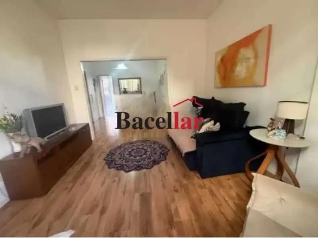 Apartamento para Venda em Rio de Janeiro/RJ Copacabana 2 Quartos