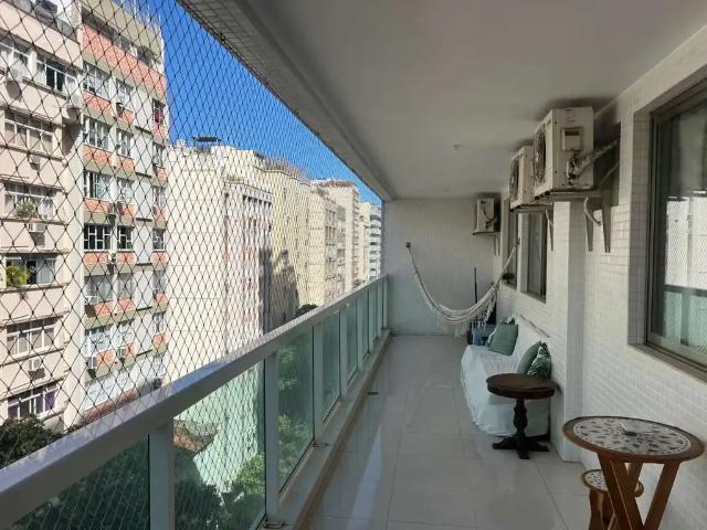 Apartamento para Venda em Rio de Janeiro/RJ Copacabana 2 Quartos