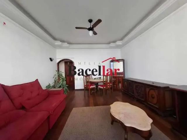 Apartamento para Venda em Rio de Janeiro/RJ Copacabana 2 Quartos