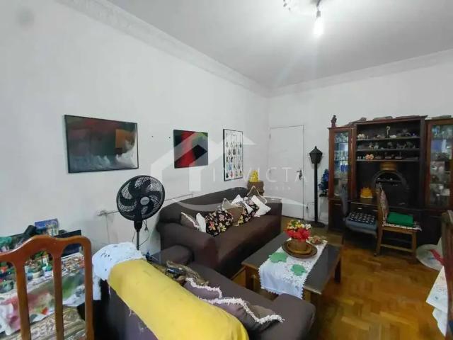 Apartamento para Venda em Rio de Janeiro/RJ Copacabana 2 Quartos