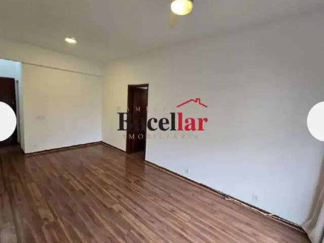 Apartamento para Venda em Rio de Janeiro/RJ Copacabana 2 Quartos