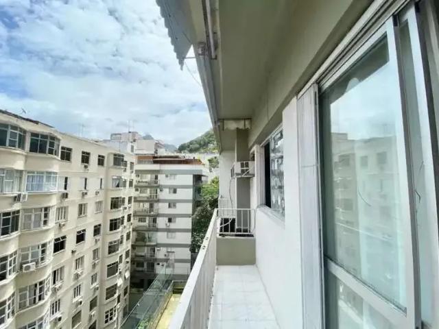 Apartamento para Venda em Rio de Janeiro/RJ Copacabana 2 Quartos
