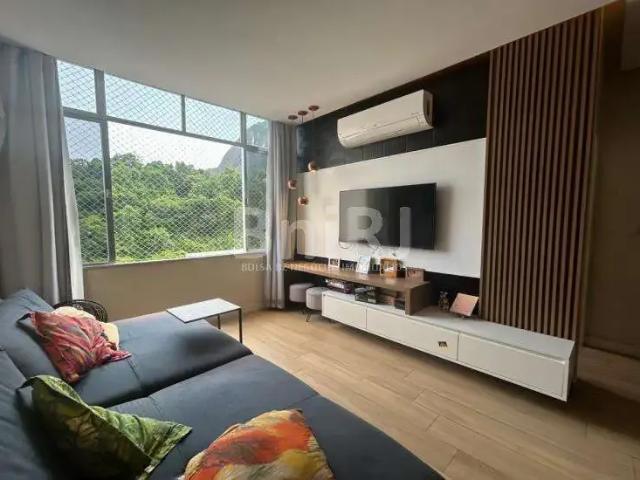 Apartamento para Venda em Rio de Janeiro/RJ Copacabana 2 Quartos