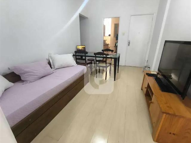 Apartamento para Venda em Rio de Janeiro/RJ Copacabana 2 Quartos