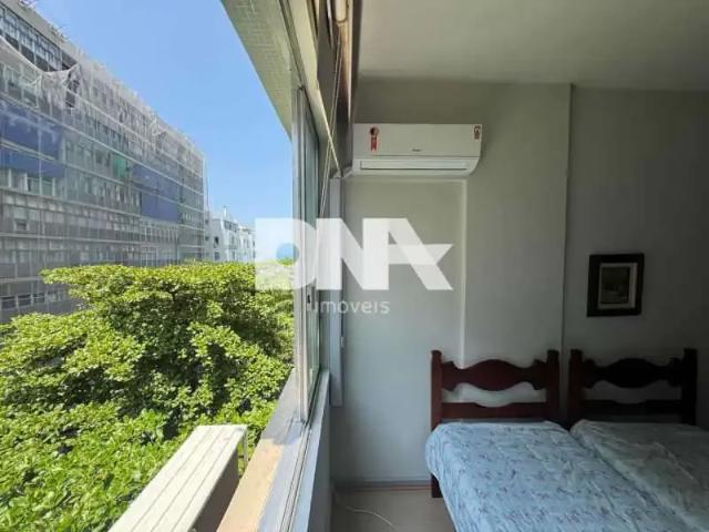 Apartamento para Venda em Rio de Janeiro/RJ Copacabana 2 Quartos
