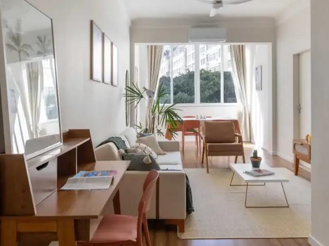 Apartamento para Venda em Rio de Janeiro/RJ Copacabana 2 Quartos
