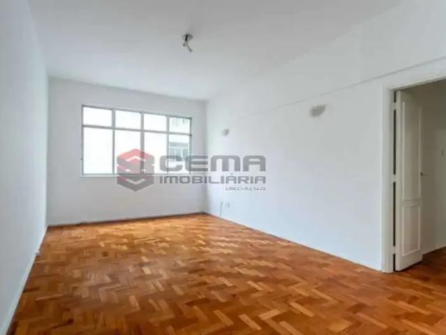 Apartamento para Venda em Rio de Janeiro/RJ Copacabana 2 Quartos