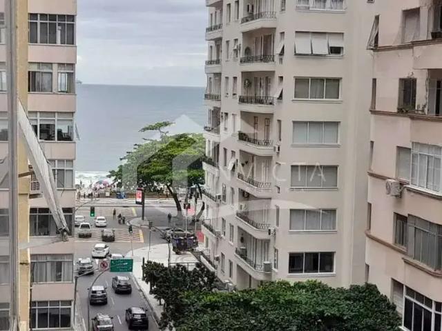 Apartamento para Venda em Rio de Janeiro/RJ Copacabana 2 Quartos