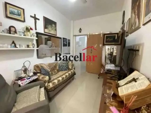 Apartamento para Venda em Rio de Janeiro/RJ Copacabana 2 Quartos