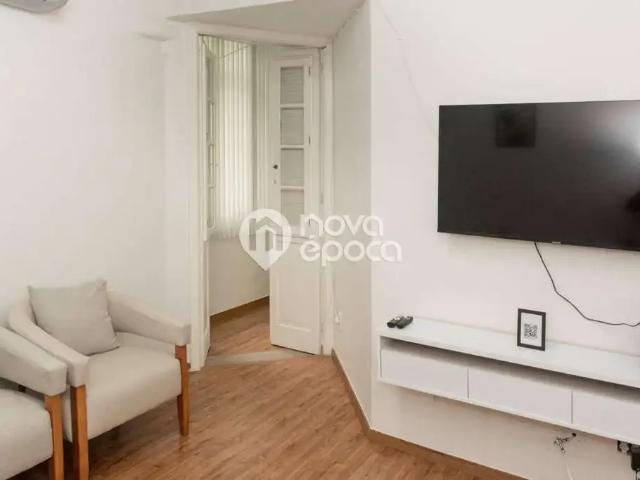 Apartamento para Venda em Rio de Janeiro/RJ Copacabana 2 Quartos