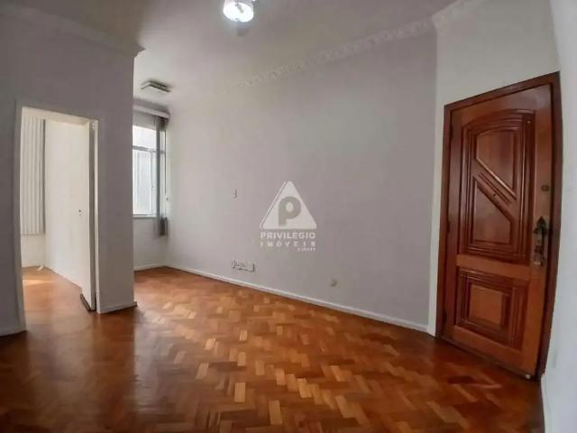 Apartamento para Venda em Rio de Janeiro/RJ Copacabana 2 Quartos