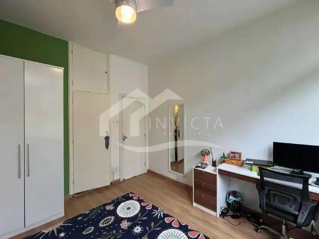 Apartamento para Venda em Rio de Janeiro/RJ Copacabana 2 Quartos