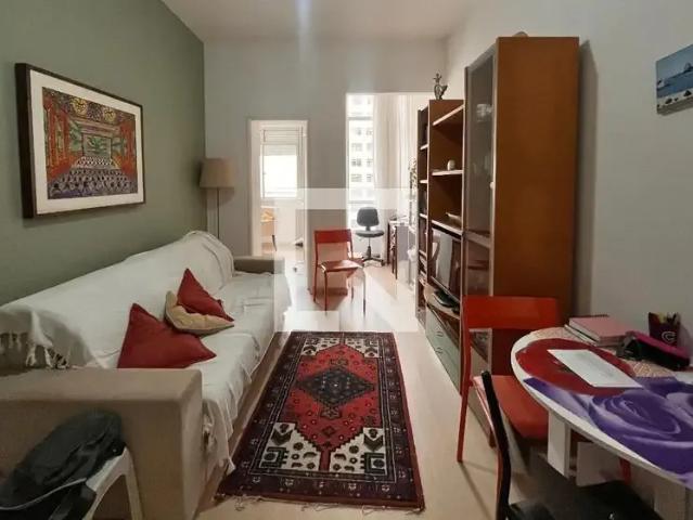 Apartamento para Venda em Rio de Janeiro/RJ Copacabana 2 Quartos