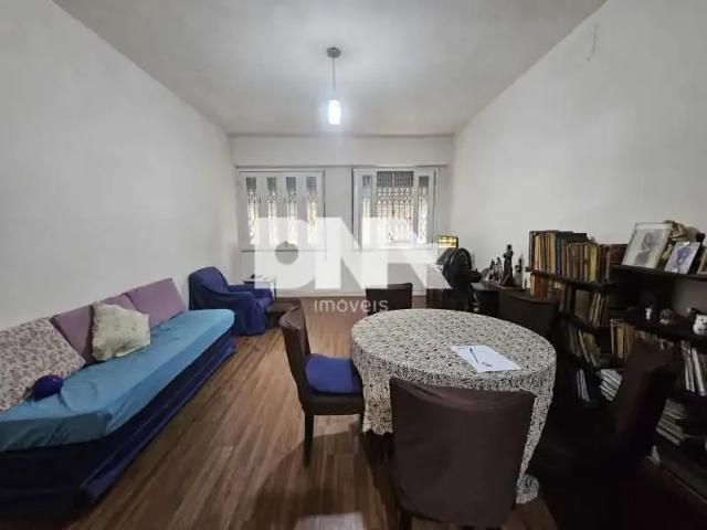 Apartamento para Venda em Rio de Janeiro/RJ Copacabana 2 Quartos