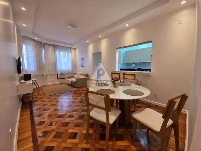 Apartamento para Venda em Rio de Janeiro/RJ Copacabana 2 Quartos