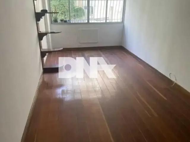 Apartamento para Venda em Rio de Janeiro/RJ Copacabana 2 Quartos