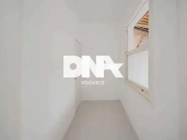 Apartamento para Venda em Rio de Janeiro/RJ Copacabana 2 Quartos