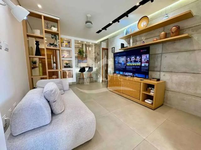 Apartamento para Venda em Rio de Janeiro/RJ Copacabana 2 Quartos
