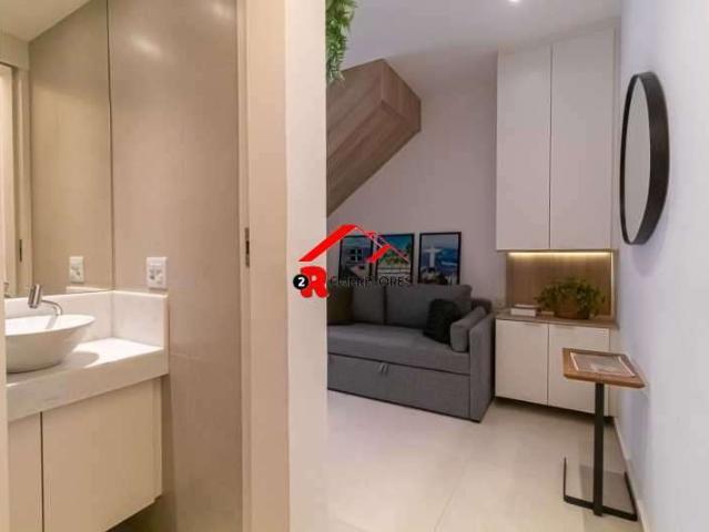 Apartamento para Venda em Rio de Janeiro/RJ Copacabana 2 Quartos